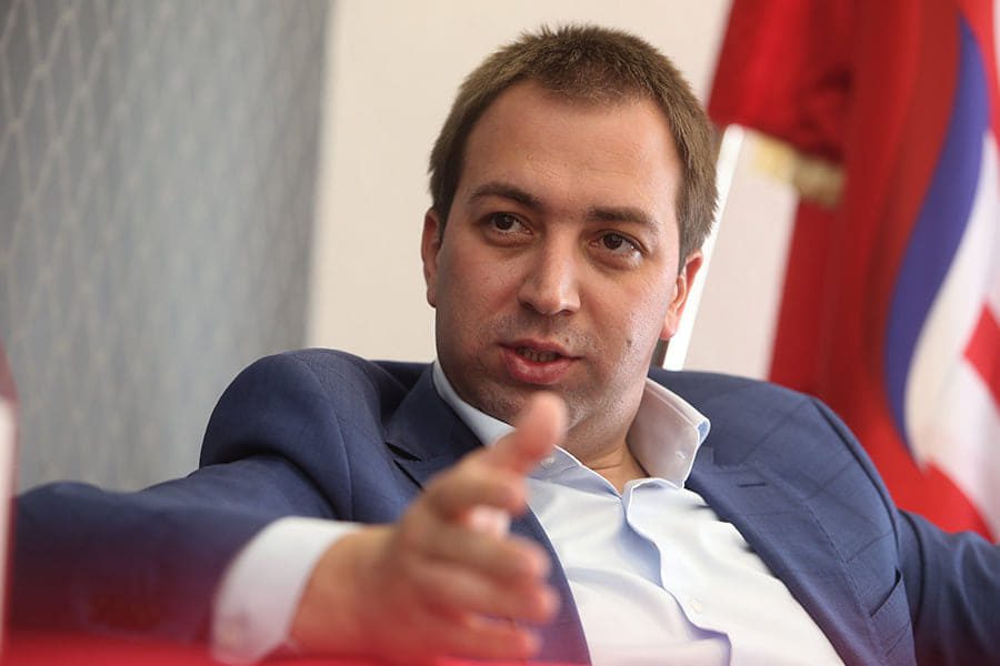 Smijenjeni Goran i Marina Selak - Argumenti