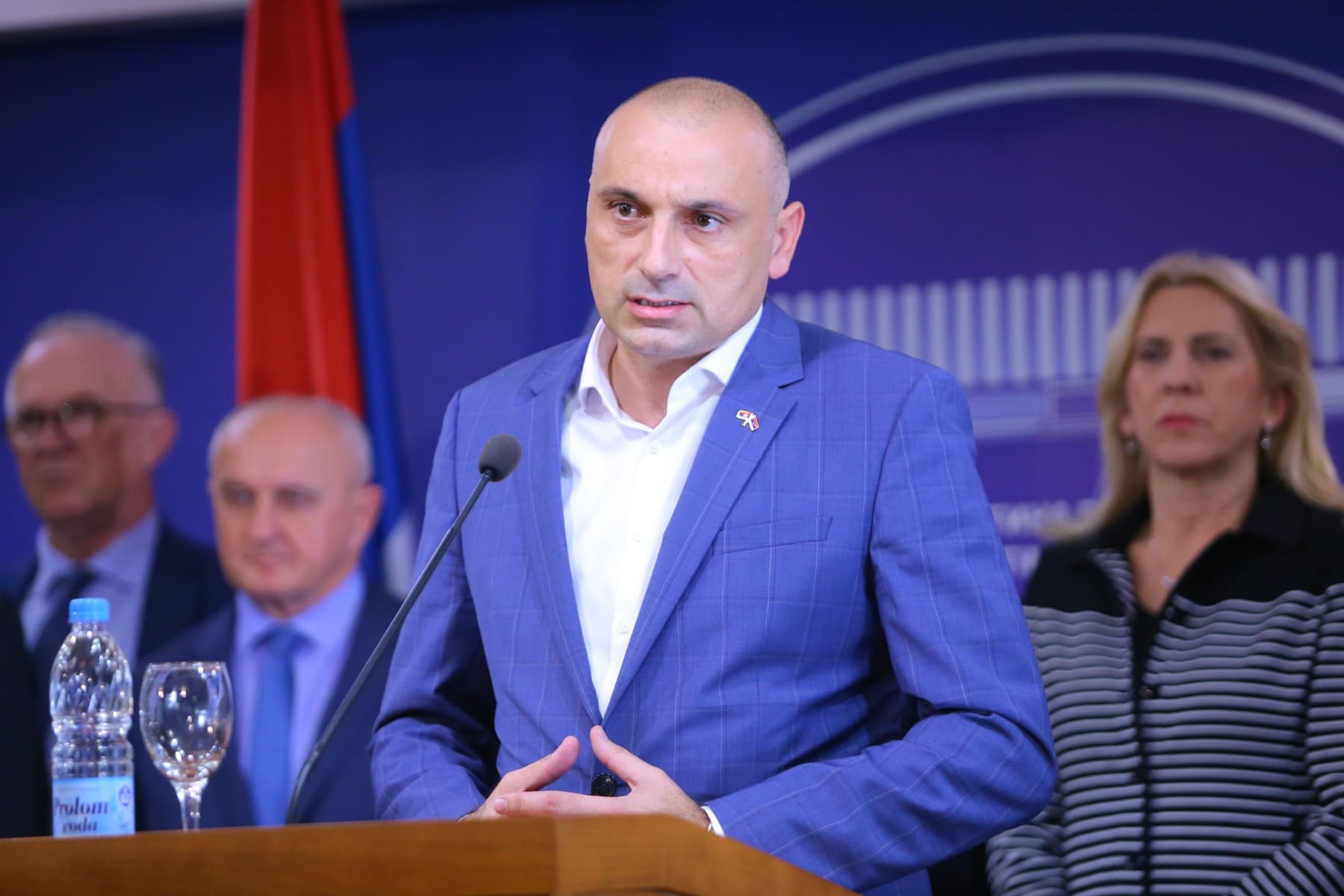 Banjac: Dostojanstveno okončati izborni proces - Argumenti